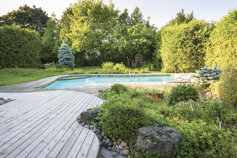 espace-vert-serre-sol-bassin | Plastidis